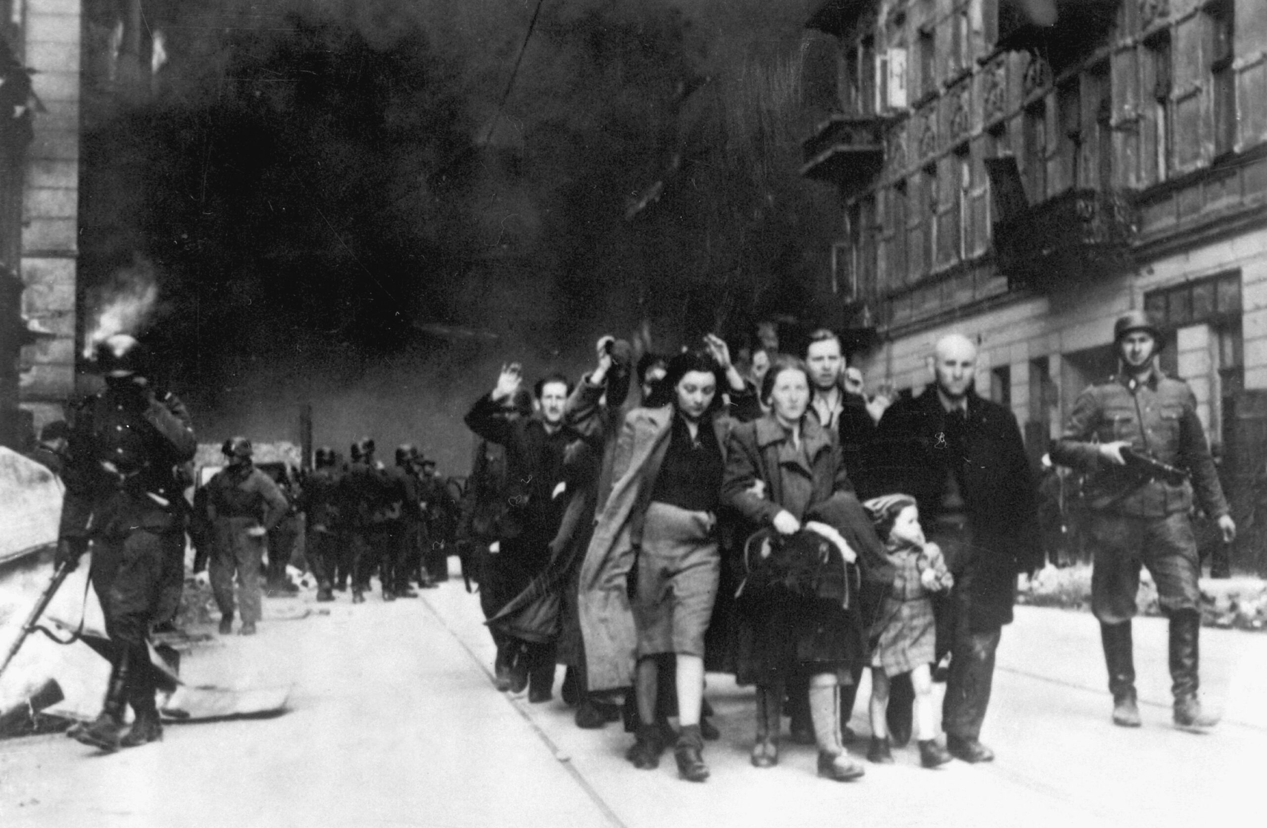Ceremonia: "Y escogeras la vida" Yom Hashoa - Judaísmo para Morim y ...